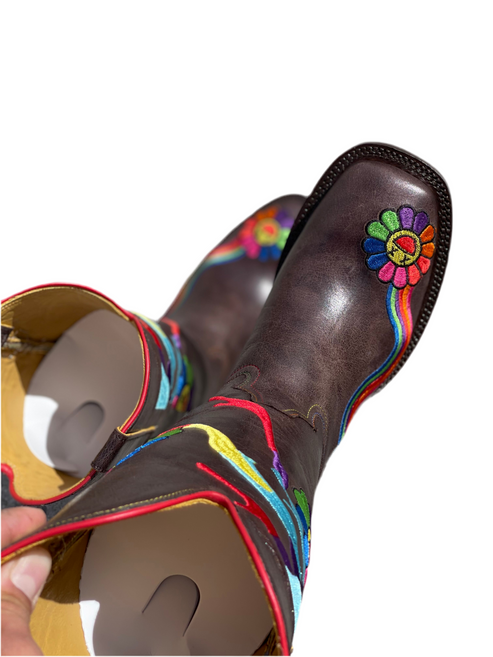 Splash 🦩🌈 Boltsboots signature – boltsbootsbrand